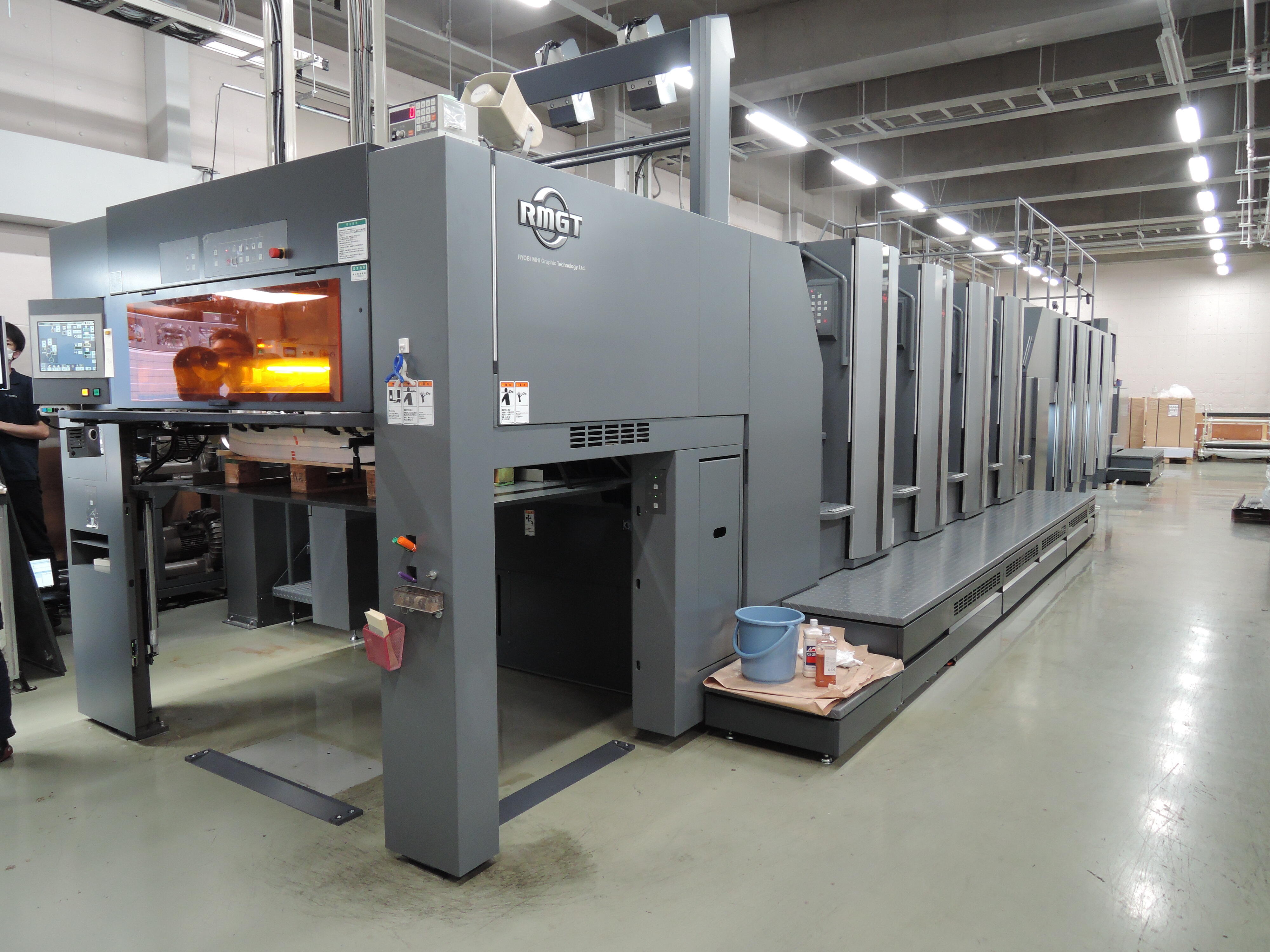 ロハスプリンティングとSDGs その3 短納期対応で環境適正も優れているLED-UV印刷｜トピックス｜株式会社サンエー印刷